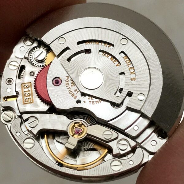 A Comprehensive Guide to the 3135 Movements Found in Rolex Watches ...